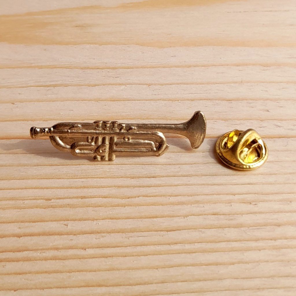 Pin badge maker and trader